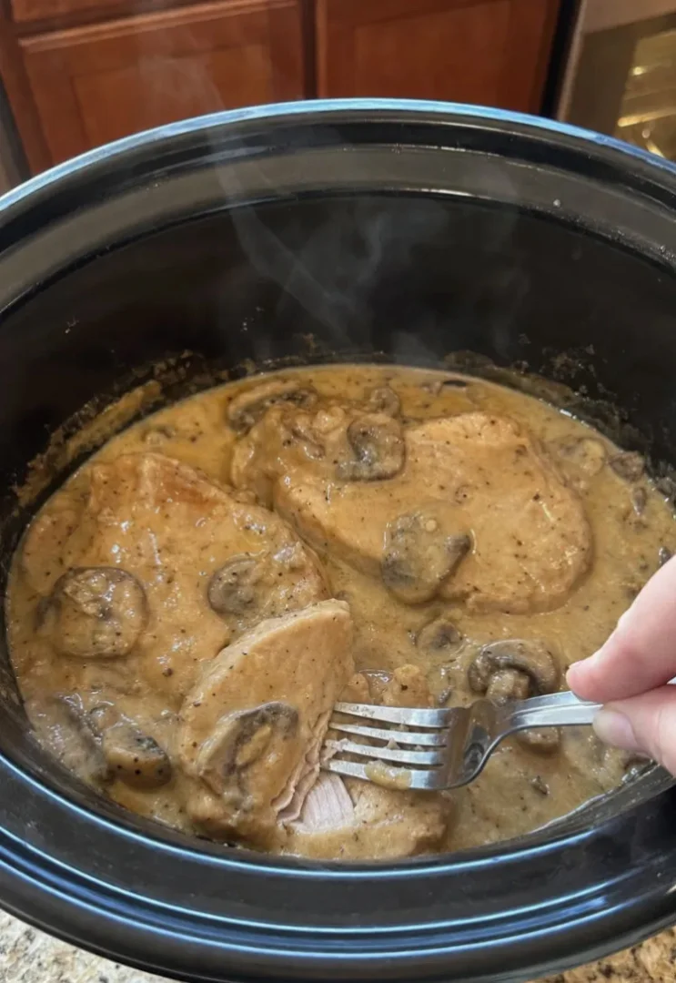 3-Ingredient Crockpot Ribs Recipe (Easy & Tender)